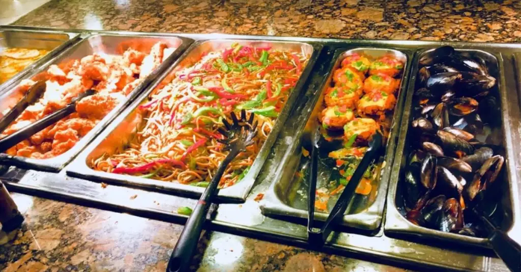 Popular Florida Buffet Makes a Comeback at Seminole Hard Rock—But Is ...